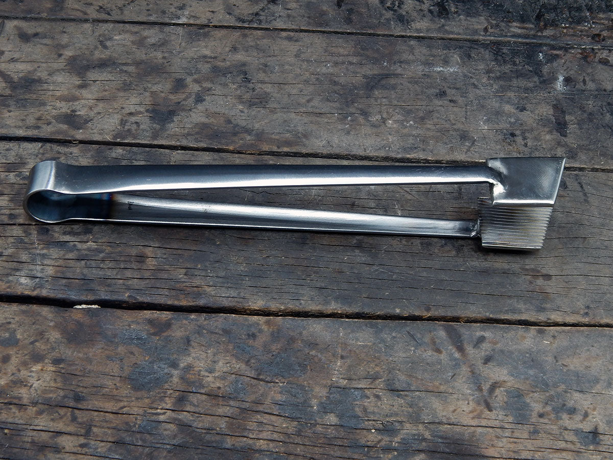 Angled Feather Crimp – Jasen Johnsen Glass Tools